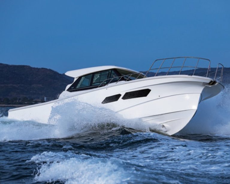 ヤンマーEXシリーズ最大となる47フィートクラスのフィッシングクルーザー【EX47】 弊社湘南サニーサイドマリーナで、抽選販売申込みがスタート！ - サニーサイドマリーナ ウラガ